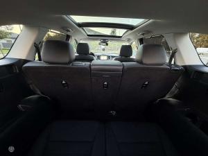 Black Kia Sorento 2015 in Siauliai, with an engine capacity of 2.20 L and mileage of 248 thousand km for 15950 €, photo 36 on AUTOMOTO.COM.LV