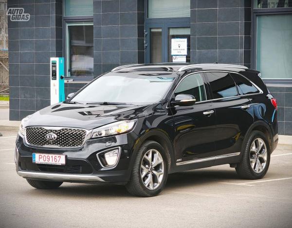 Black Kia Sorento 2016 in Vilnius, with an engine capacity of 2.20 L and mileage of 183 thousand km for 16300 €, photo 1 on AUTOMOTO.COM.LV