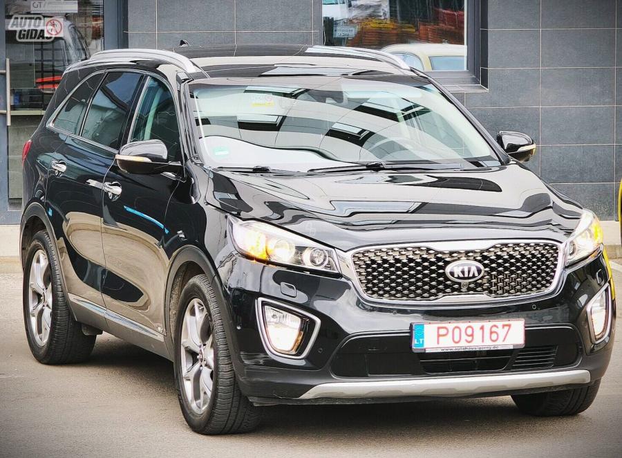 Black Kia Sorento 2016 in Vilnius, with an engine capacity of 2.20 L and mileage of 183 thousand km for 14950 €, photo 6 on AUTOMOTO.COM.LV