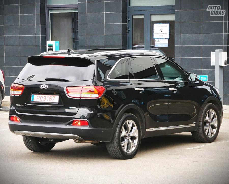 Melns Kia Sorento 2016 Viļņa, ar dzinēja tilpumu 2.20 L un nobraukumu 183 tūkst. km par 14500 €, foto 8 vietnē AUTOMOTO.COM.LV