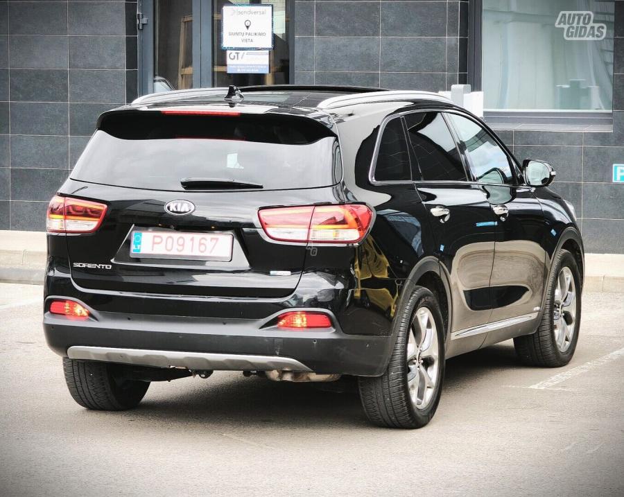 Melns Kia Sorento 2016 Viļņa, ar dzinēja tilpumu 2.20 L un nobraukumu 183 tūkst. km par 14500 €, foto 9 vietnē AUTOMOTO.COM.LV