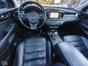 Melns Kia Sorento 2016 Viļņa, ar dzinēja tilpumu 2.20 L un nobraukumu 183 tūkst. km par 14500 €, foto 15 vietnē AUTOMOTO.COM.LV