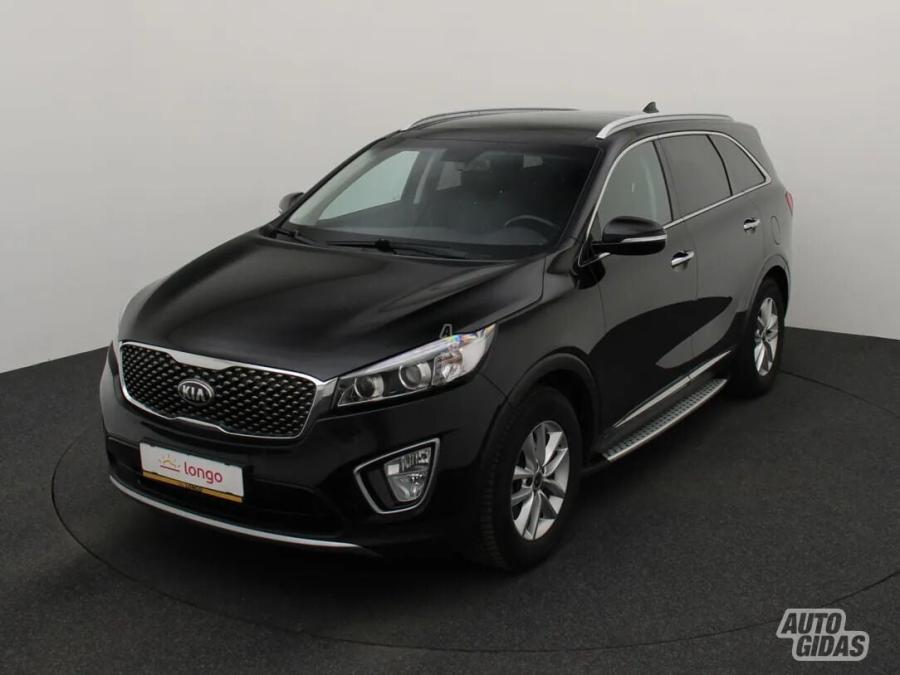 Black Kia Sorento 2016 in Vilnius, with an engine capacity of 2.20 L and mileage of 268 thousand km for 13399 €, photo 1 on AUTOMOTO.COM.LV