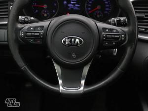 Black Kia Sorento 2016 in Vilnius, with an engine capacity of 2.20 L and mileage of 268 thousand km for 13399 €, photo 20 on AUTOMOTO.COM.LV