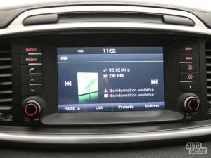 Black Kia Sorento 2016 in Vilnius, with an engine capacity of 2.20 L and mileage of 268 thousand km for 13399 €, photo 24 on AUTOMOTO.COM.LV