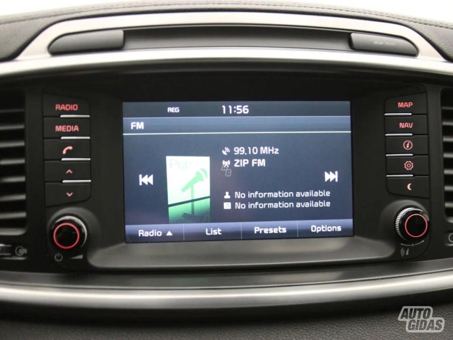 Black Kia Sorento 2016 in Vilnius, with an engine capacity of 2.20 L and mileage of 268 thousand km for 13399 €, photo 24 on AUTOMOTO.COM.LV