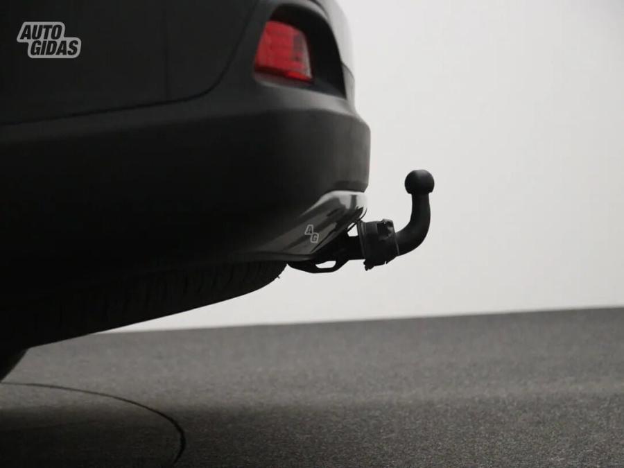 Black Kia Sorento 2016 in Vilnius, with an engine capacity of 2.20 L and mileage of 268 thousand km for 13399 €, photo 30 on AUTOMOTO.COM.LV