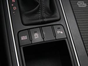 Black Kia Sorento 2016 in Vilnius, with an engine capacity of 2.20 L and mileage of 268 thousand km for 13399 €, photo 32 on AUTOMOTO.COM.LV