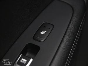 Black Kia Sorento 2016 in Vilnius, with an engine capacity of 2.20 L and mileage of 268 thousand km for 13399 €, photo 33 on AUTOMOTO.COM.LV