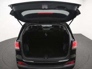 Black Kia Sorento 2016 in Vilnius, with an engine capacity of 2.20 L and mileage of 268 thousand km for 13399 €, photo 35 on AUTOMOTO.COM.LV