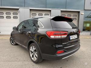 Melns Kia Sorento 2016 Viļņa, ar dzinēja tilpumu 2.20 L un nobraukumu 261 tūkst. km par 6650 €, foto  vietnē AUTOMOTO.COM.LV