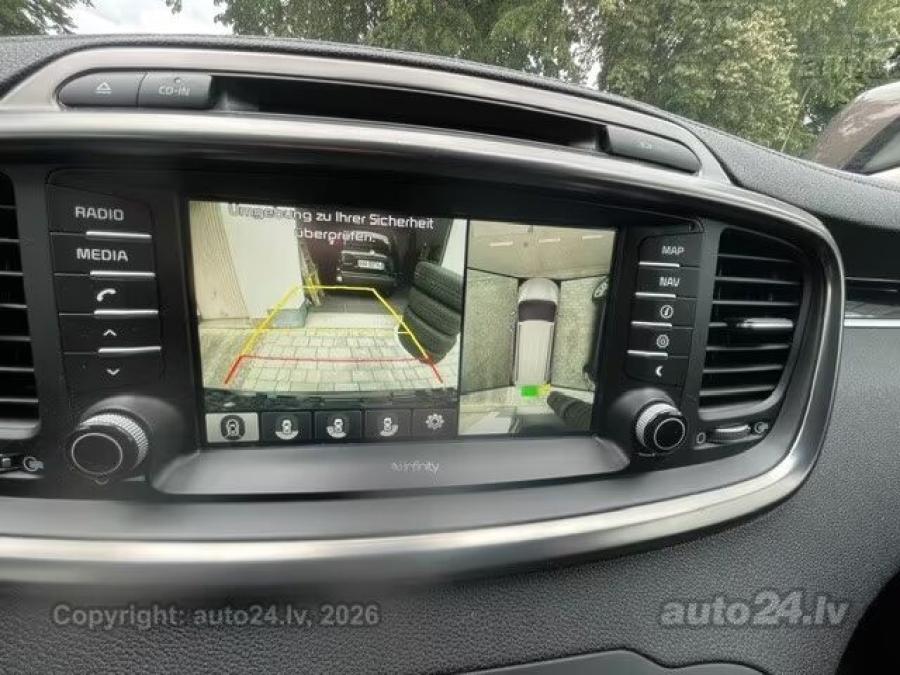 Melns Kia Sorento 2016 Tallina, ar dzinēja tilpumu 2.20 L un nobraukumu 141 tūkst. km par 18490 €, foto 12 vietnē AUTOMOTO.COM.LV