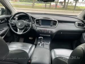Melns Kia Sorento 2016 Tallina, ar dzinēja tilpumu 2.20 L un nobraukumu 141 tūkst. km par 18490 €, foto 13 vietnē AUTOMOTO.COM.LV