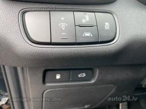 Melns Kia Sorento 2016 Tallina, ar dzinēja tilpumu 2.20 L un nobraukumu 141 tūkst. km par 18490 €, foto 16 vietnē AUTOMOTO.COM.LV