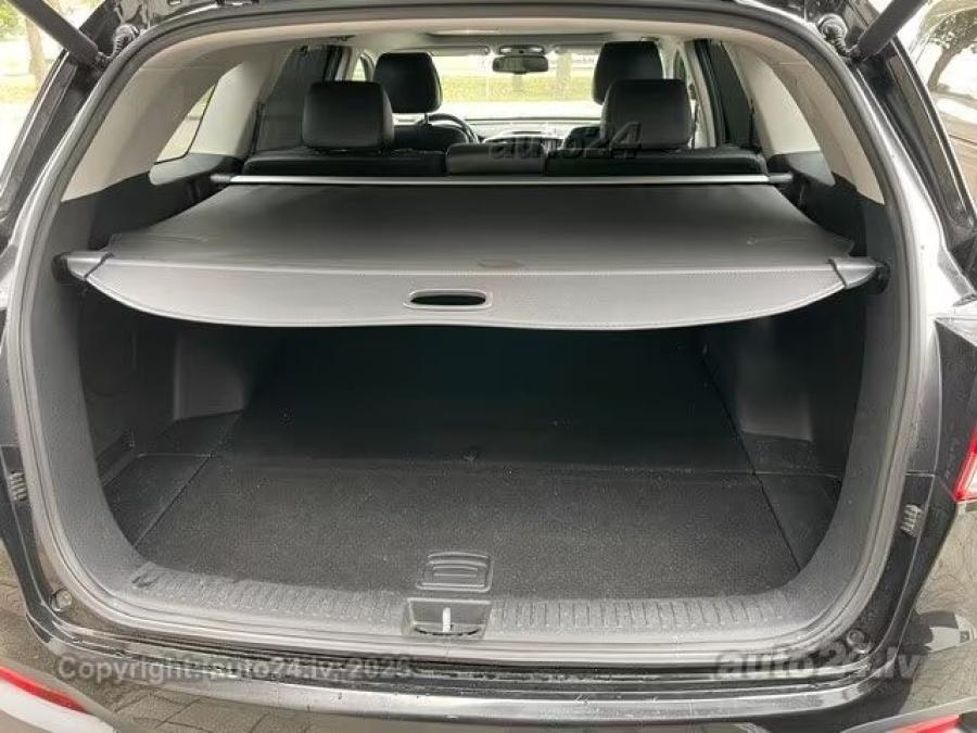 Melns Kia Sorento 2016 Tallina, ar dzinēja tilpumu 2.20 L un nobraukumu 141 tūkst. km par 18490 €, foto 17 vietnē AUTOMOTO.COM.LV