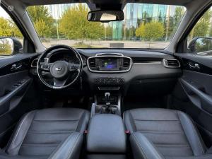 Melns Kia Sorento 2016 Viļņa, ar dzinēja tilpumu 2.20 L un nobraukumu 212 tūkst. km par 10350 €, foto 6 vietnē AUTOMOTO.COM.LV