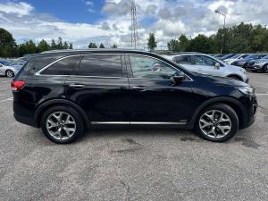 Melns Kia Sorento 2016 Alīta, ar dzinēja tilpumu 2.20 L un nobraukumu 188 tūkst. km par 15400 €, foto 7 vietnē AUTOMOTO.COM.LV