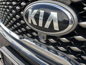 Melns Kia Sorento 2016 Alīta, ar dzinēja tilpumu 2.20 L un nobraukumu 188 tūkst. km par 15400 €, foto 9 vietnē AUTOMOTO.COM.LV