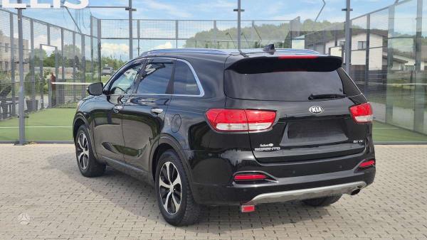 Melns Kia Sorento 2016 Klaipėda, ar dzinēja tilpumu 3.34 L un nobraukumu 180 tūkst. km par 12599 €, foto 7 vietnē AUTOMOTO.COM.LV
