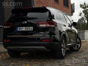 Melns Kia Sorento 2016 Rīga, ar dzinēja tilpumu 2.20 L un nobraukumu 187 tūkst. km par 16599 €, foto 6 vietnē AUTOMOTO.COM.LV