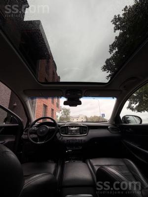 Melns Kia Sorento 2016 Rīga, ar dzinēja tilpumu 2.20 L un nobraukumu 187 tūkst. km par 16599 €, foto 9 vietnē AUTOMOTO.COM.LV