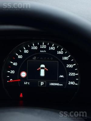 Melns Kia Sorento 2016 Rīga, ar dzinēja tilpumu 2.20 L un nobraukumu 187 tūkst. km par 16599 €, foto 15 vietnē AUTOMOTO.COM.LV
