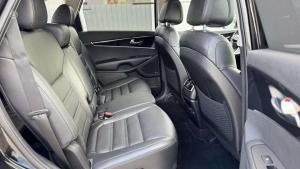 Black Kia Sorento 2017 in Telschi, with an engine capacity of 2.20 L and mileage of 157 thousand km for 17300 €, photo 17 on AUTOMOTO.COM.LV