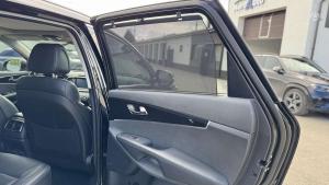 Black Kia Sorento 2017 in Telschi, with an engine capacity of 2.20 L and mileage of 157 thousand km for 17300 €, photo 28 on AUTOMOTO.COM.LV