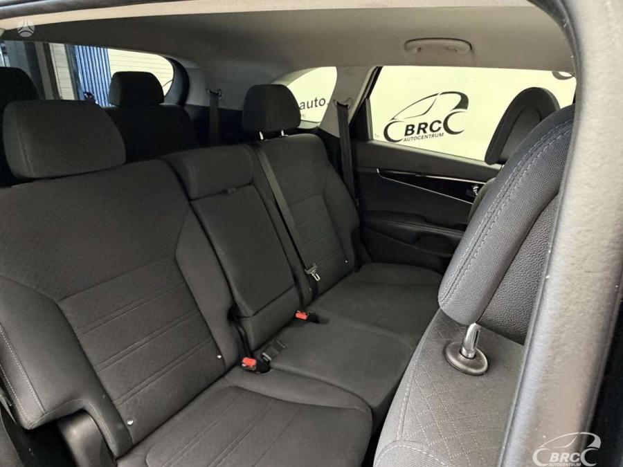Melns Kia Sorento 2017 Viļņa, ar dzinēja tilpumu 3.34 L un nobraukumu 223 tūkst. km par 8900 €, foto 13 vietnē AUTOMOTO.COM.LV