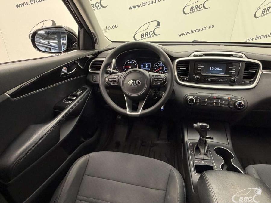 Melns Kia Sorento 2017 Viļņa, ar dzinēja tilpumu 3.34 L un nobraukumu 223 tūkst. km par 8900 €, foto 16 vietnē AUTOMOTO.COM.LV
