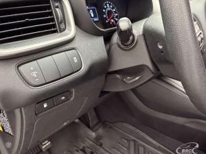Melns Kia Sorento 2017 Viļņa, ar dzinēja tilpumu 3.34 L un nobraukumu 223 tūkst. km par 8900 €, foto 27 vietnē AUTOMOTO.COM.LV