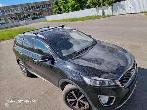 Black Kia Sorento 2017 in Jonava, with an engine capacity of 2.20 L and mileage of 166 thousand km for 4999 €, photo 3 on AUTOMOTO.COM.LV