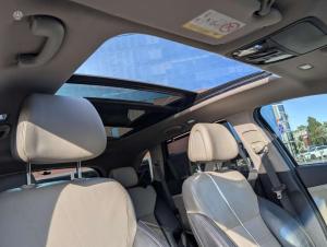 Black Kia Sorento 2017 in Kaunas, with an engine capacity of 2.20 L and mileage of 188 thousand km for 14800 €, photo 12 on AUTOMOTO.COM.LV
