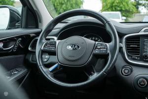 Black Kia Sorento 2018 in Marijampole, with an engine capacity of 2.20 L and mileage of 105 thousand km for 21250 €, photo 20 on AUTOMOTO.COM.LV