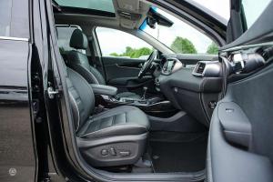 Black Kia Sorento 2018 in Marijampole, with an engine capacity of 2.20 L and mileage of 105 thousand km for 21250 €, photo 42 on AUTOMOTO.COM.LV