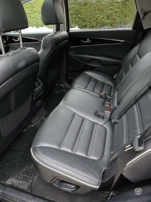 Melns Kia Sorento 2018 Mažeikiai, ar dzinēja tilpumu 2.20 L un nobraukumu 115 tūkst. km par 18000 €, foto 7 vietnē AUTOMOTO.COM.LV