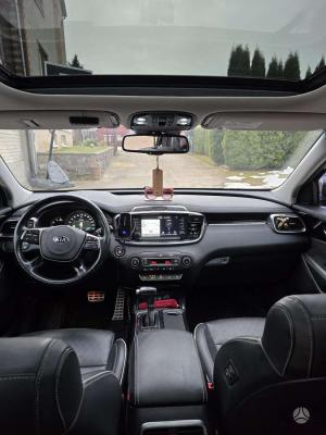 Melns Kia Sorento 2018 Mažeikiai, ar dzinēja tilpumu 2.20 L un nobraukumu 115 tūkst. km par 18000 €, foto 9 vietnē AUTOMOTO.COM.LV