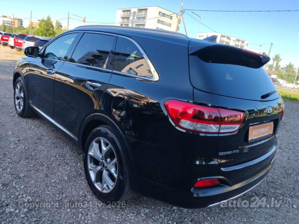 Melns Kia Sorento 2018 Tallina, ar dzinēja tilpumu 2.20 L un nobraukumu 190 tūkst. km par 15999 €, foto 3 vietnē AUTOMOTO.COM.LV
