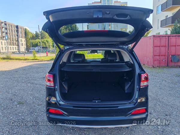 Melns Kia Sorento 2018 Tallina, ar dzinēja tilpumu 2.20 L un nobraukumu 190 tūkst. km par 15999 €, foto 6 vietnē AUTOMOTO.COM.LV