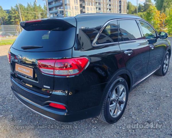 Melns Kia Sorento 2018 Tallina, ar dzinēja tilpumu 2.20 L un nobraukumu 190 tūkst. km par 15999 €, foto 7 vietnē AUTOMOTO.COM.LV