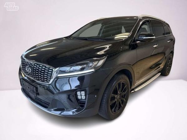 Black Kia Sorento 2019 in Kaunas, with an engine capacity of 2.20 L and mileage of 74 thousand km for 29579 €, photo 2 on AUTOMOTO.COM.LV