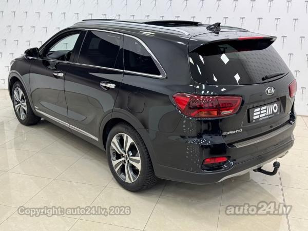 Черный Киа Соренто 2019 в Таллин, объемом двигателя 2.20 л и пробегом 128 тыс. км за 23900 €, фото 8 на AUTOMOTO.COM.LV