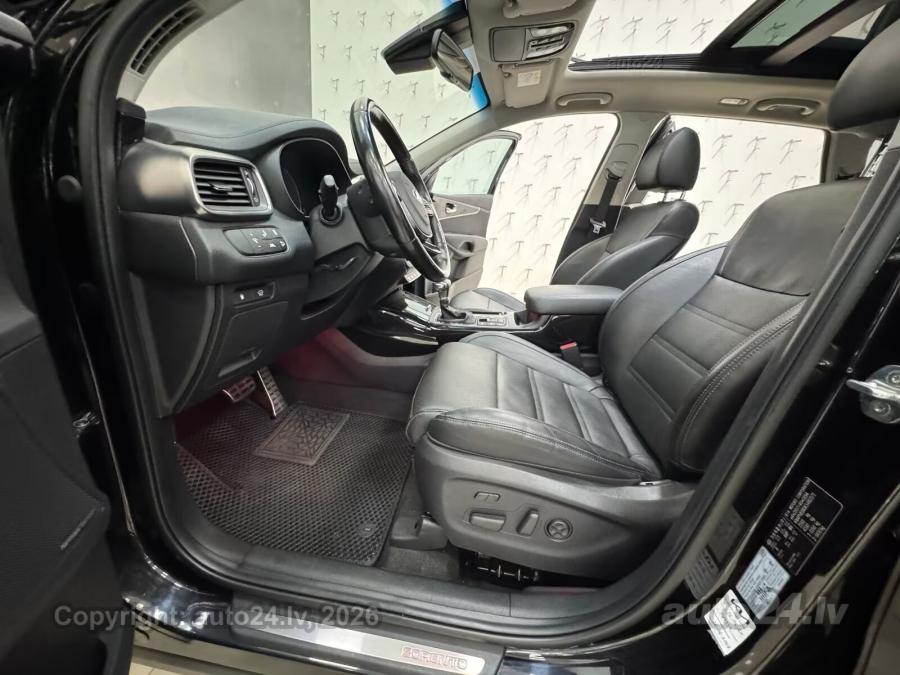 Melns Kia Sorento 2019 Tallina, ar dzinēja tilpumu 2.20 L un nobraukumu 128 tūkst. km par 23900 €, foto 10 vietnē AUTOMOTO.COM.LV