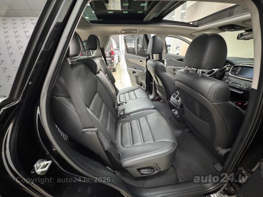Melns Kia Sorento 2019 Tallina, ar dzinēja tilpumu 2.20 L un nobraukumu 128 tūkst. km par 23900 €, foto 12 vietnē AUTOMOTO.COM.LV