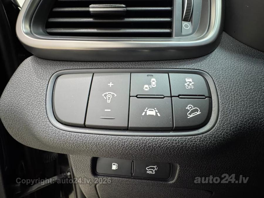 Melns Kia Sorento 2019 Tallina, ar dzinēja tilpumu 2.20 L un nobraukumu 128 tūkst. km par 23900 €, foto 20 vietnē AUTOMOTO.COM.LV