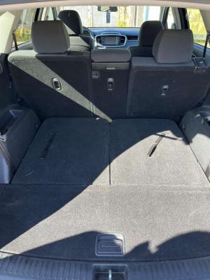 Melns Kia Sorento 2019 Kauņa, ar dzinēja tilpumu 2.40 L un nobraukumu 47 tūkst. km par 12500 €, foto 8 vietnē AUTOMOTO.COM.LV