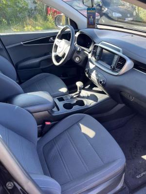 Melns Kia Sorento 2019 Kauņa, ar dzinēja tilpumu 2.40 L un nobraukumu 47 tūkst. km par 12500 €, foto 10 vietnē AUTOMOTO.COM.LV