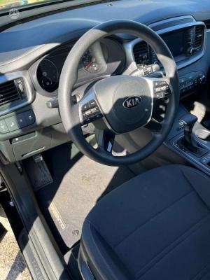 Melns Kia Sorento 2019 Kauņa, ar dzinēja tilpumu 2.40 L un nobraukumu 47 tūkst. km par 12500 €, foto 13 vietnē AUTOMOTO.COM.LV