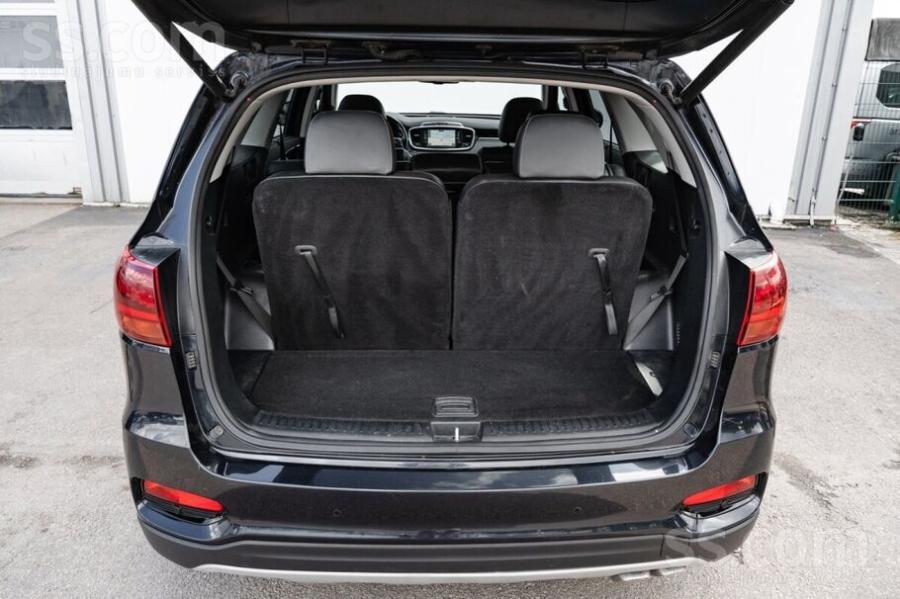 Melns Kia Sorento 2020 Rīga, ar dzinēja tilpumu 2.20 L un nobraukumu 62 tūkst. km par 22950 €, foto 31 vietnē AUTOMOTO.COM.LV