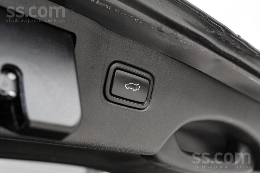 Melns Kia Sorento 2020 Rīga, ar dzinēja tilpumu 2.20 L un nobraukumu 62 tūkst. km par 22950 €, foto 32 vietnē AUTOMOTO.COM.LV